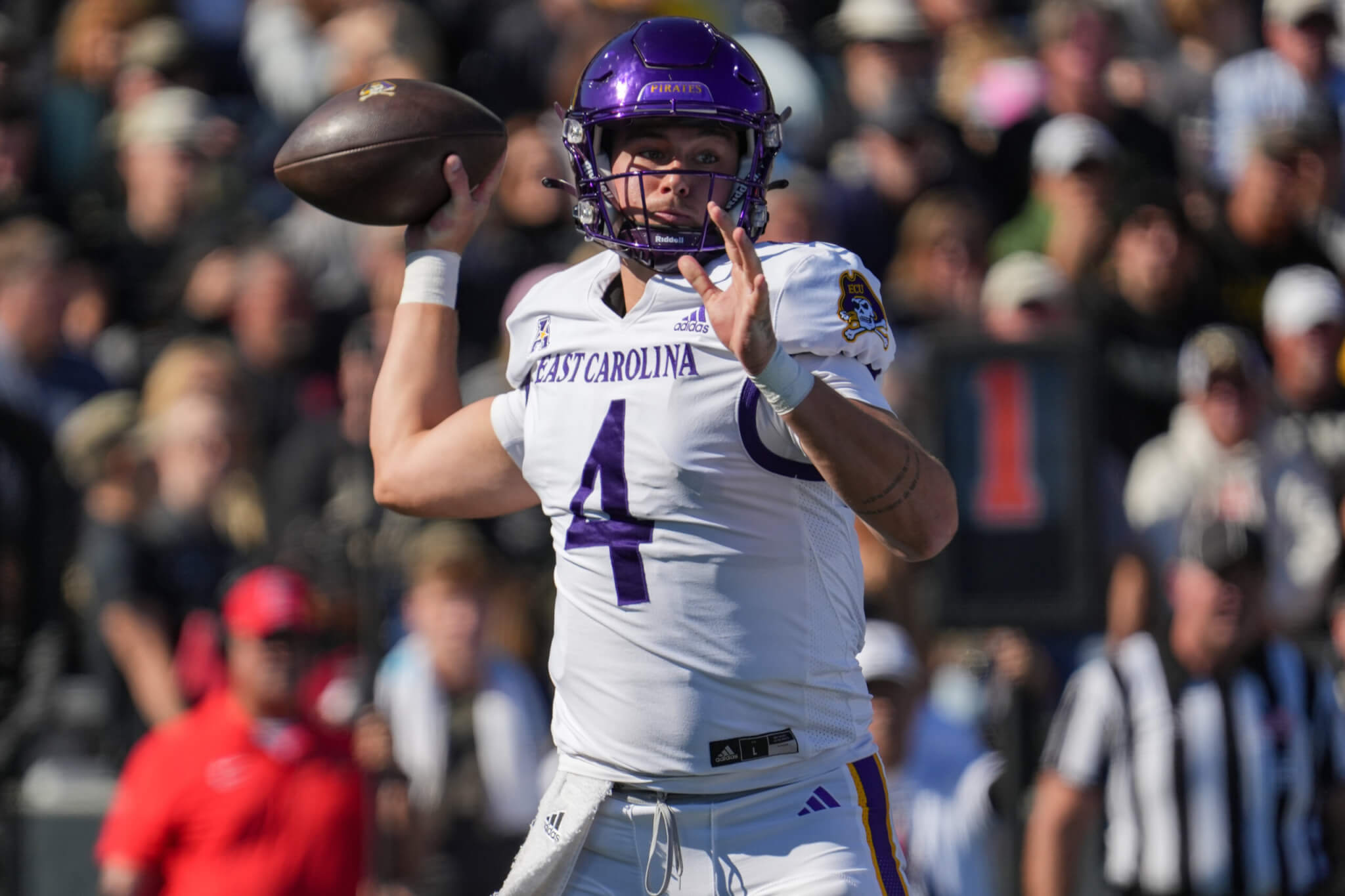 East Carolina vs Tulsa Prediction, Odds & Props for Thursday Night CFB