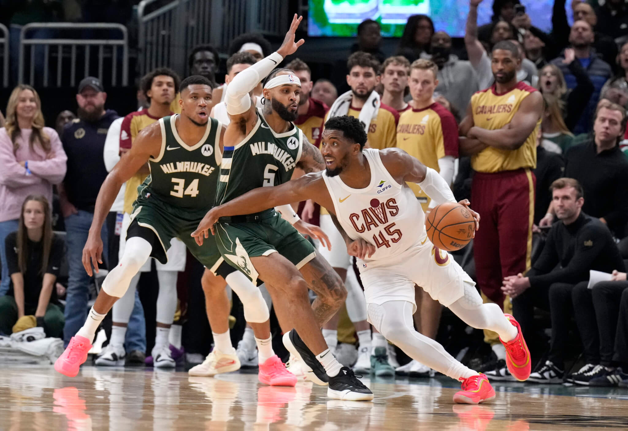 Milwaukee Bucks vs Cleveland Cavaliers Predictions, Player Props & Best Odds (Nov 4)