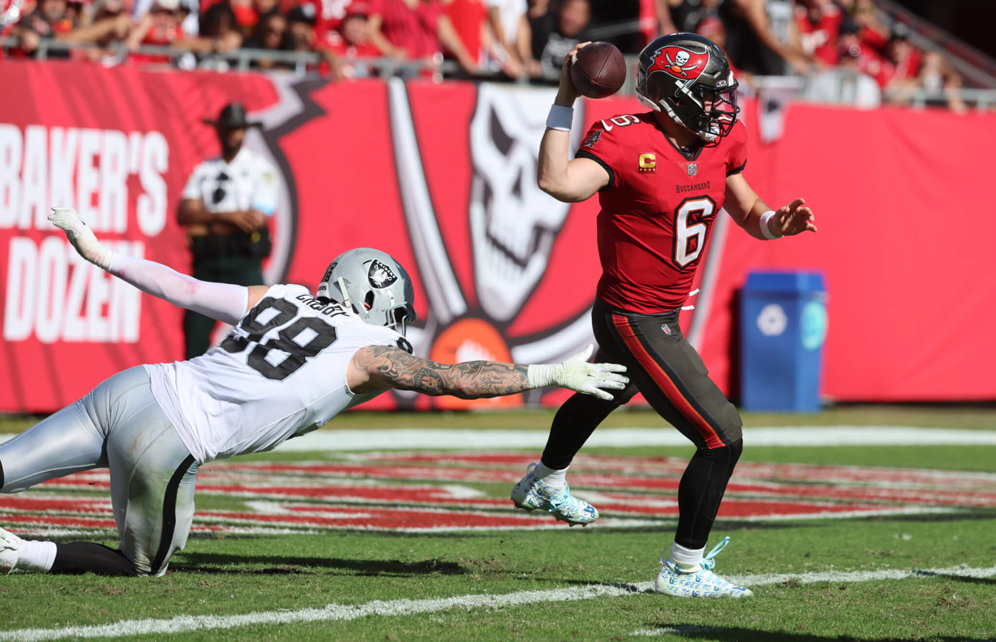 Bucs vs Chargers Predictions, Odds & Props (Dec. 15)