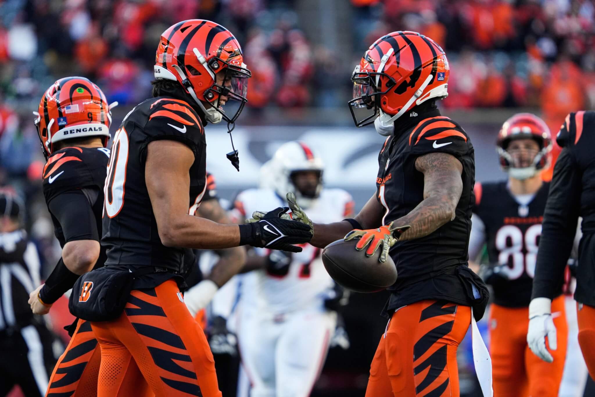 NFL Week 17 Picks Against the Spread & Early Lines to Target