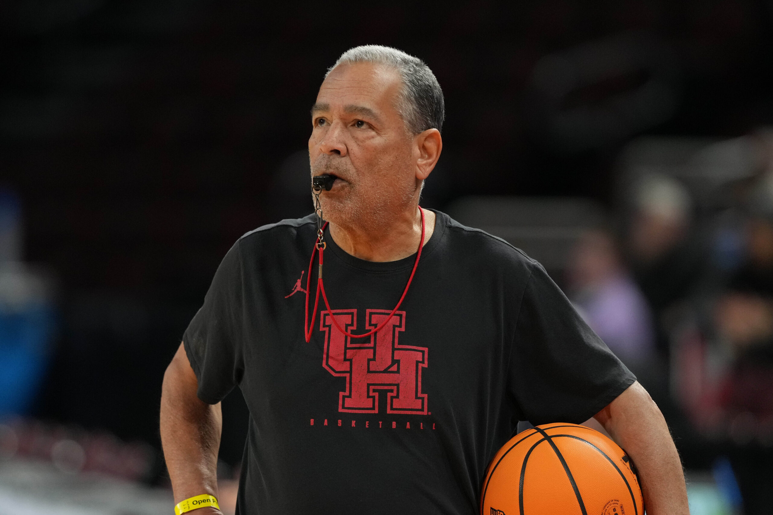 March Madness Round of 64 Predictions, Picks & Odds for SIUE vs Houston