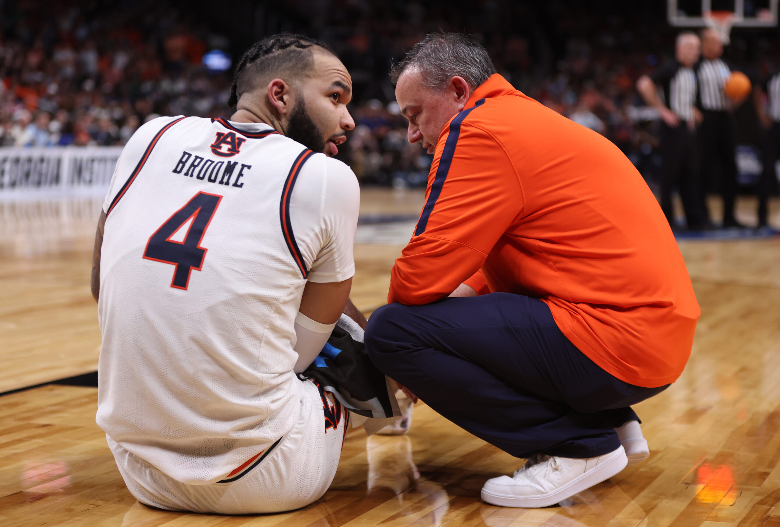 Opening Florida vs Auburn Odds - Spread Favors Gators in Final Four