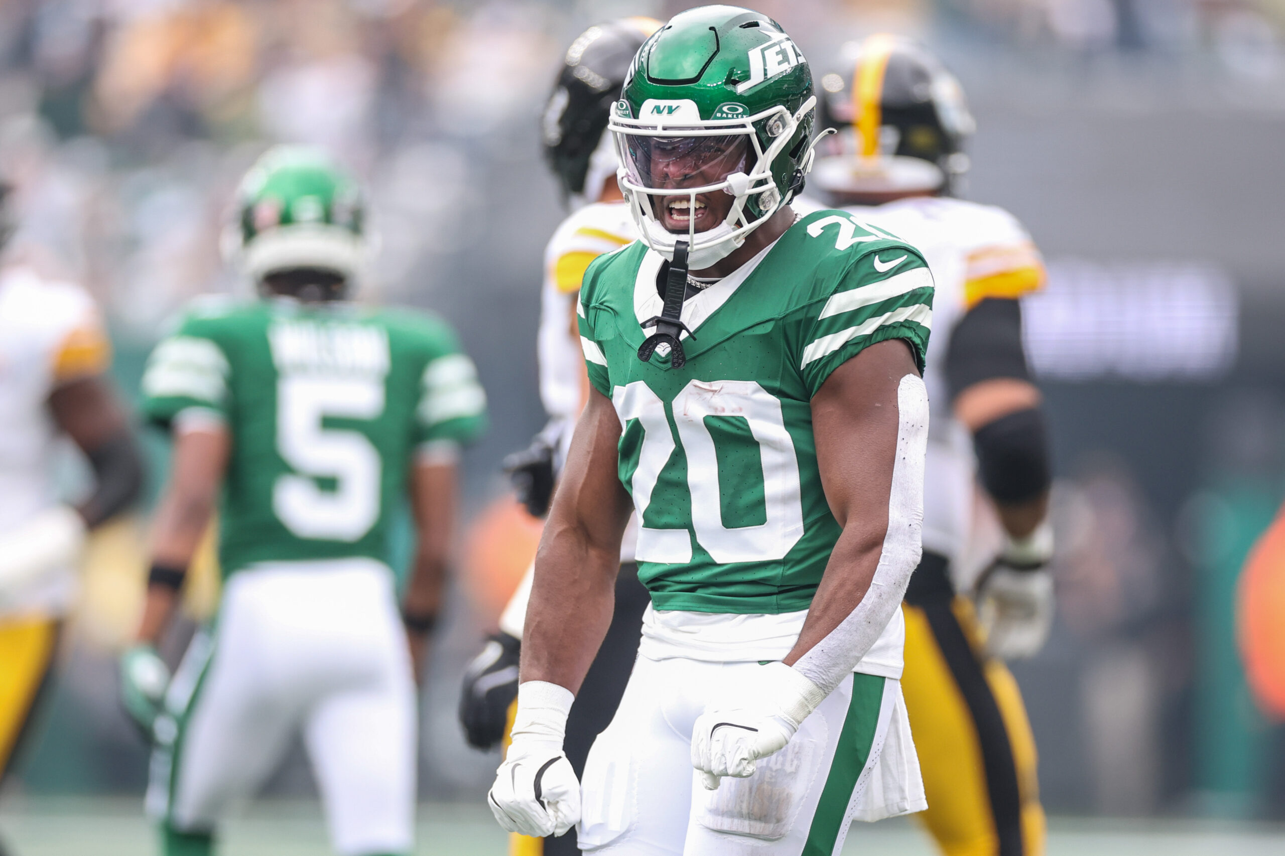 These NFL Players Could Get Traded Before Deadline, According to ...