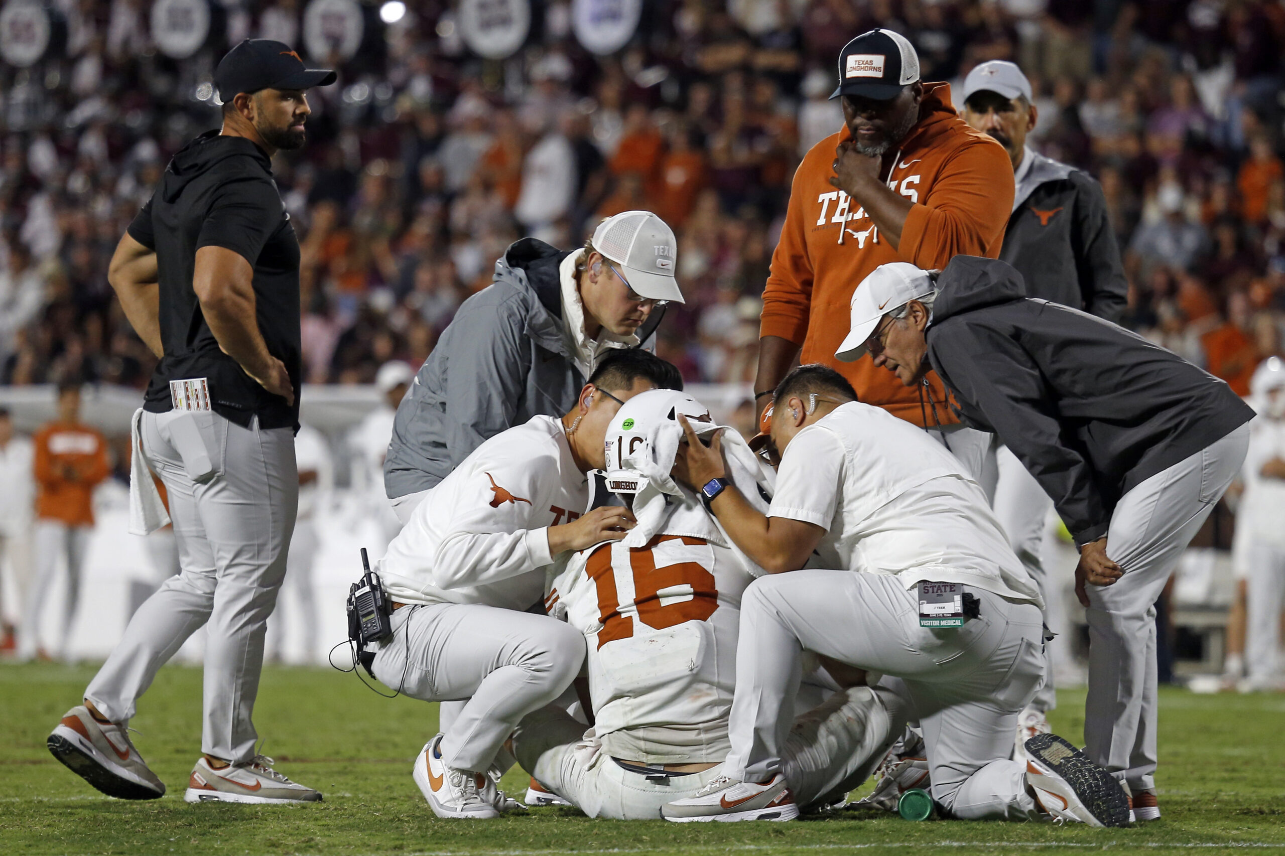 Opening College Football Week 10 Odds, Spreads & Early Best Bets 2025