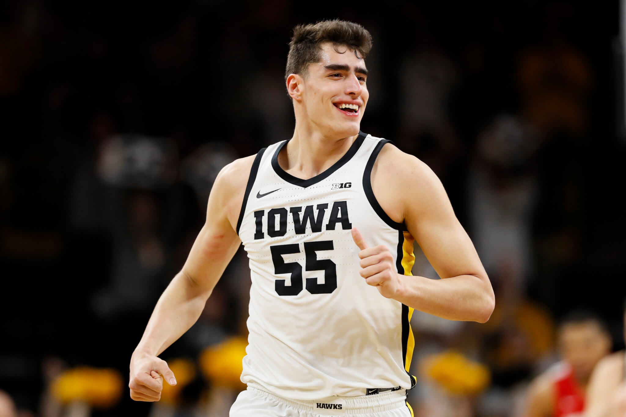 North Carolina vs Iowa Picks and Odds