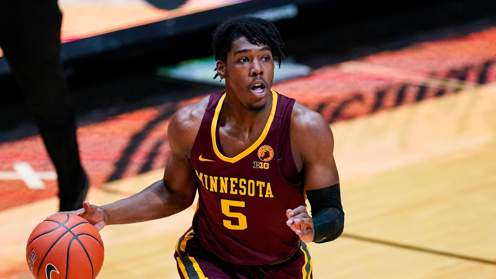 Nebraska vs Minnesota Odds, Lines, and Spread