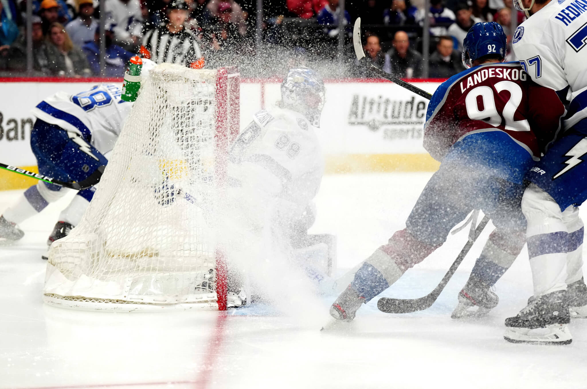 Lightning vs Avalanche Game 1 Odds & Picks
