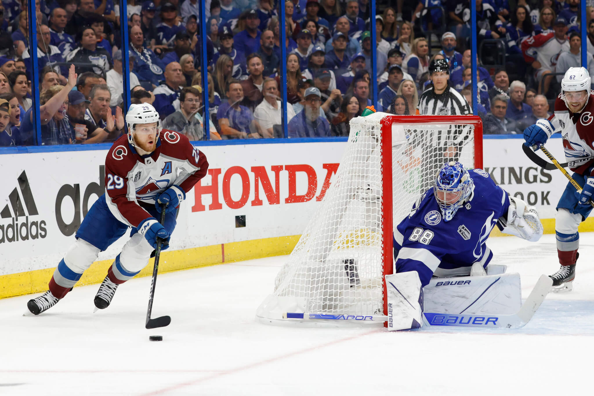 Avalanche vs Lightning Player Props, Picks & Best Bets (Game 6)