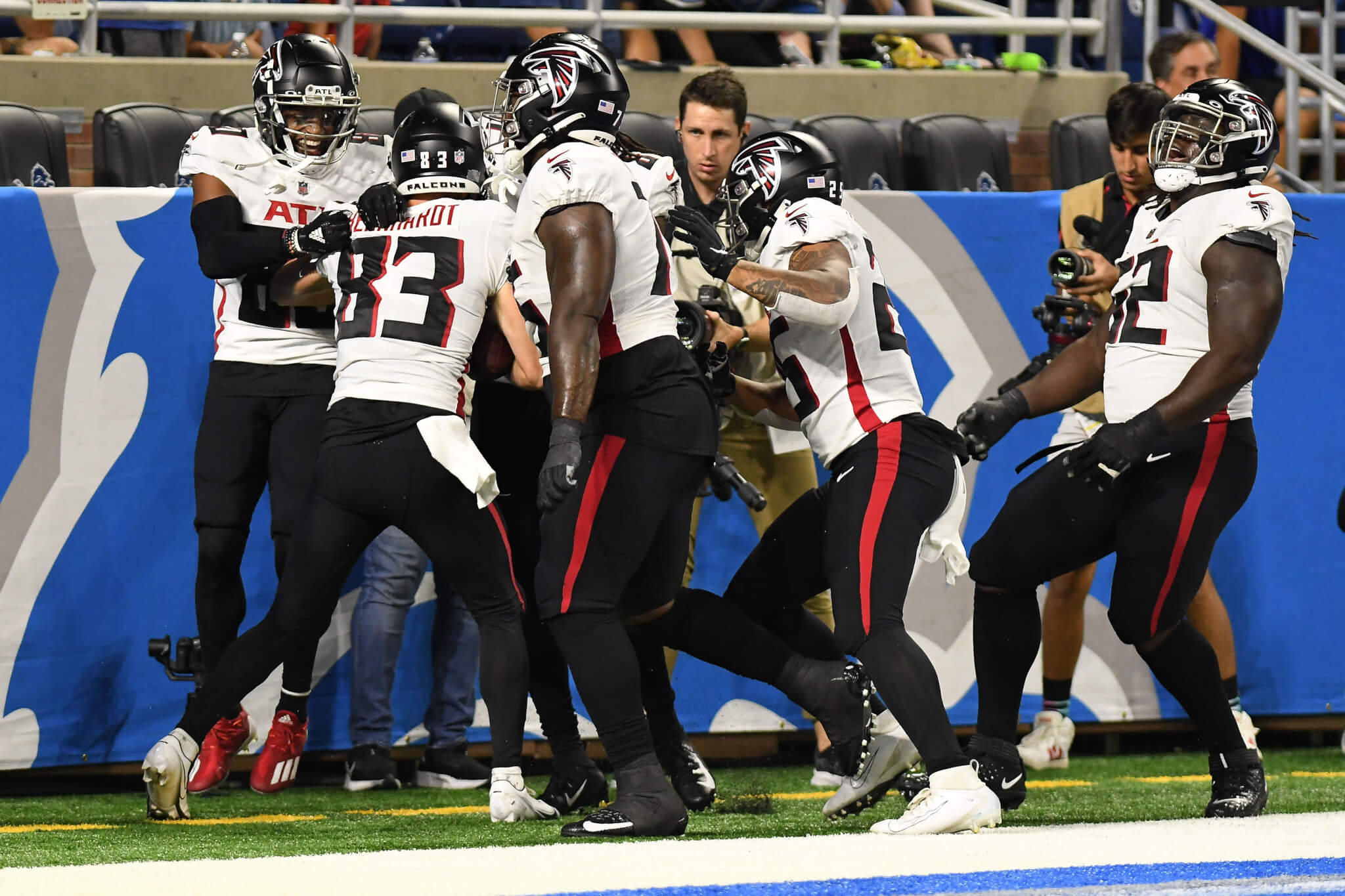 SBD Calculation Says Over on Falcons & Texans NFL Win Totals Are Best ...