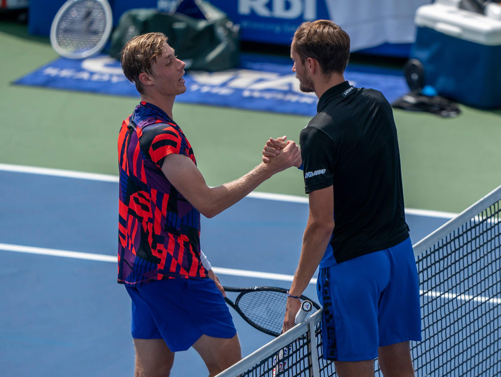Daniil Medvedev vs Denis Shapovalov Odds & Prediction - Erste Bank Open ...