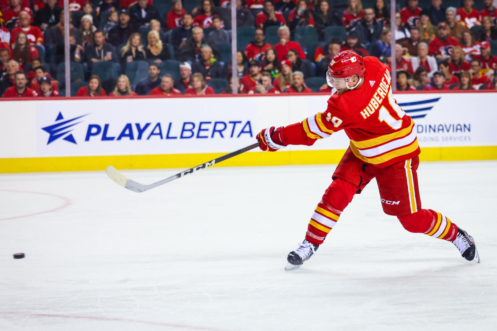 Flames vs Lightning Odds, Lines and Best Bets (Nov 17)