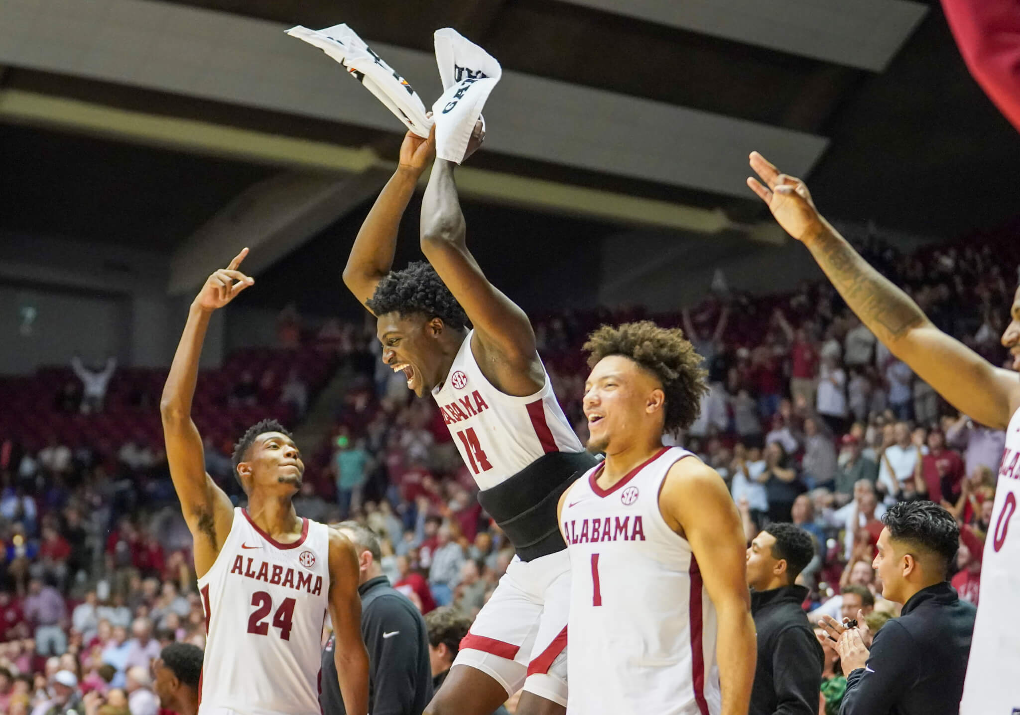 Opening March Madness Sweet 16 Odds - See Odds for All Eight Games