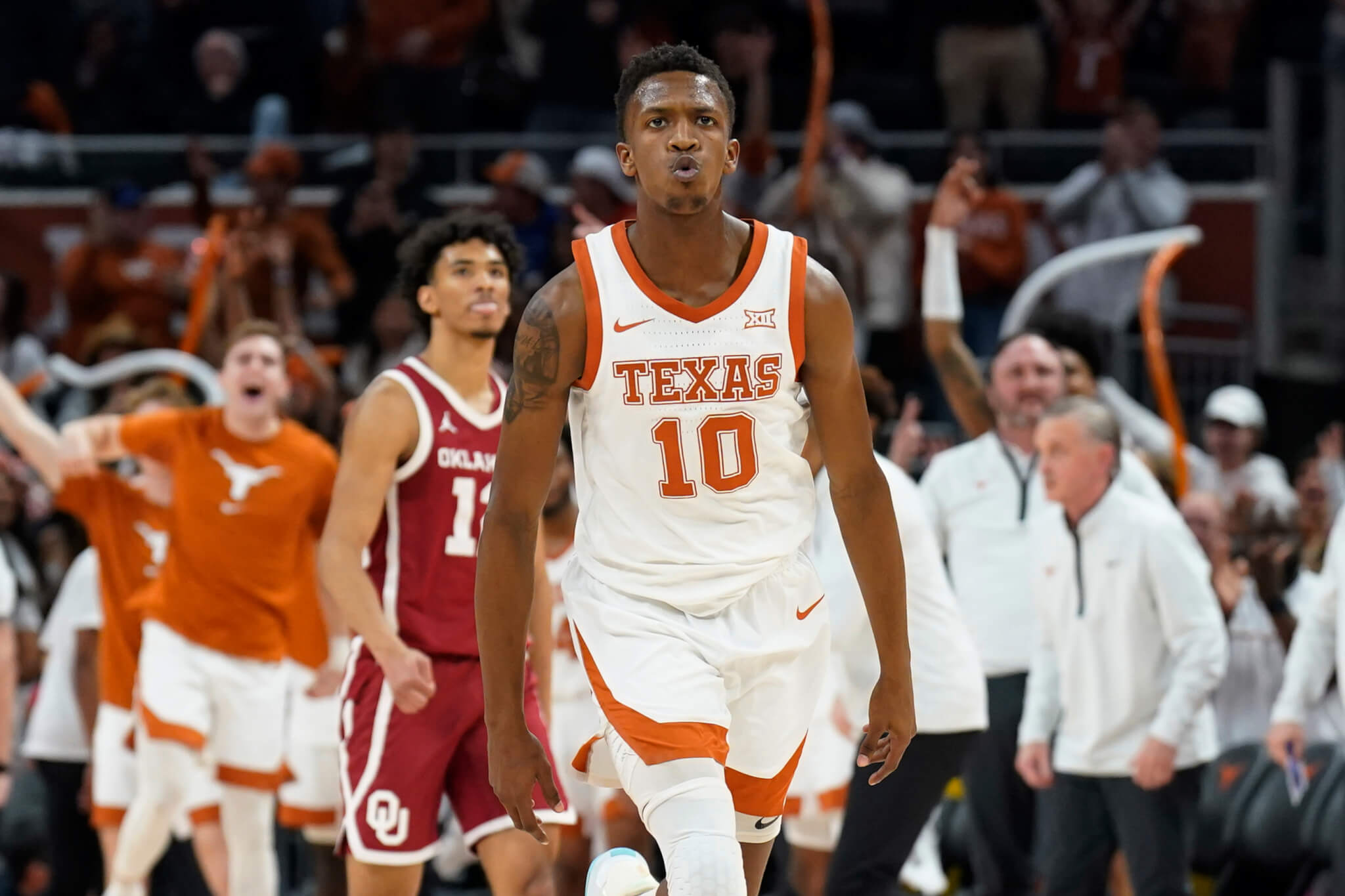 Colgate vs Texas Odds, Lines & Predictions for March Madness First Round
