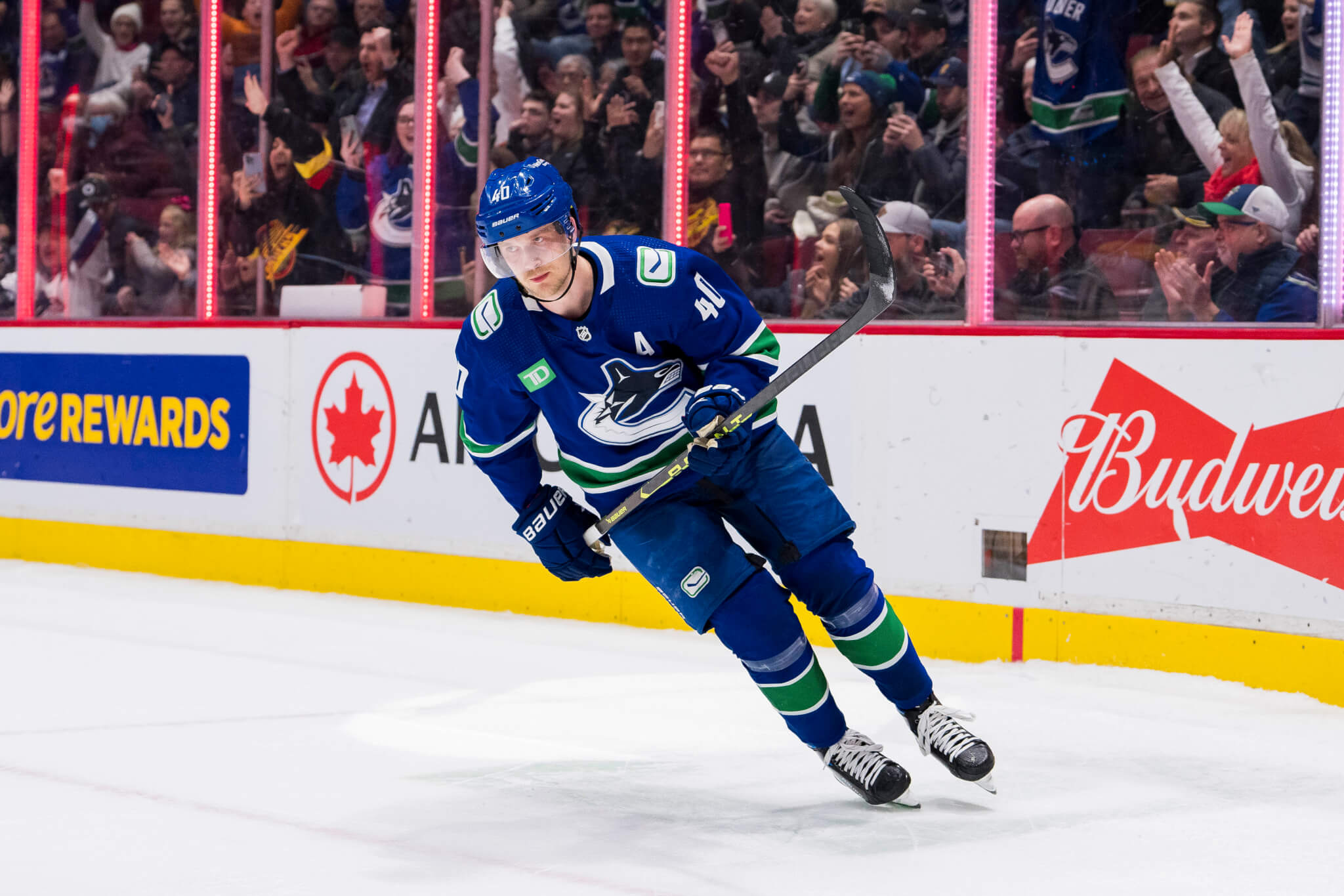 Ducks vs Canucks Odds & Picks - Prediction for NHL on TNT