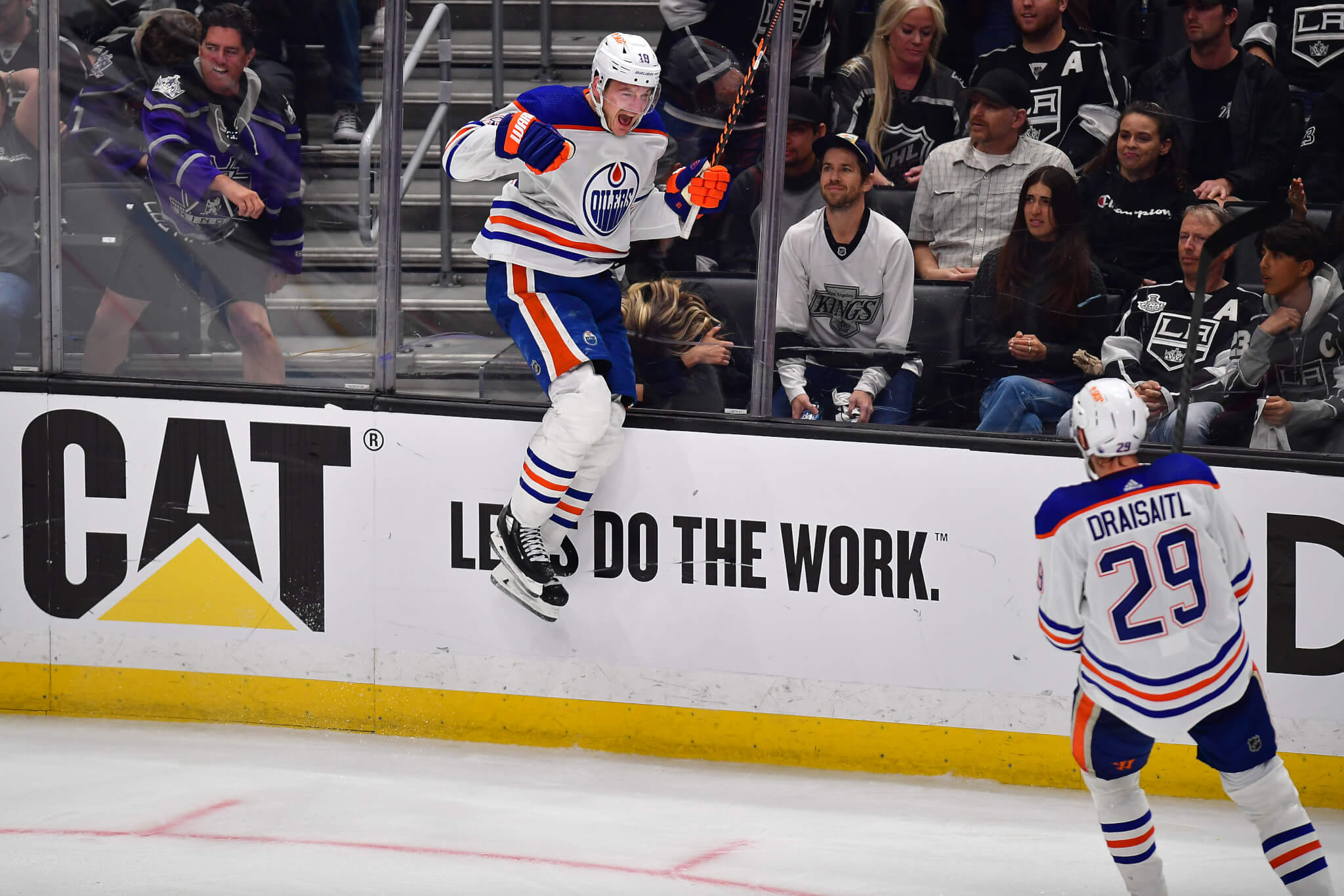 Game 5 Kings vs Oilers Odds, Picks & Parlays (Apr 25)