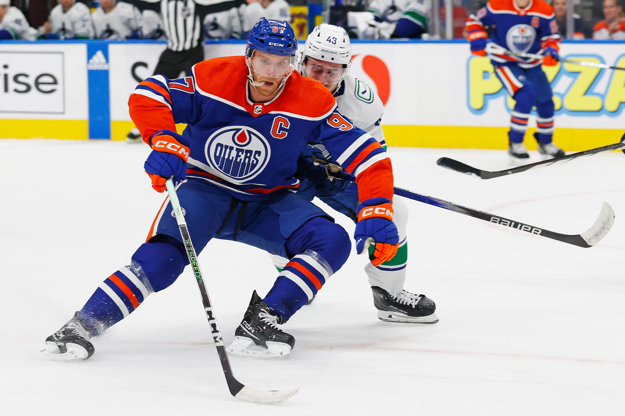 Canucks vs Oilers Series Odds, Schedule, Preview & Prediction