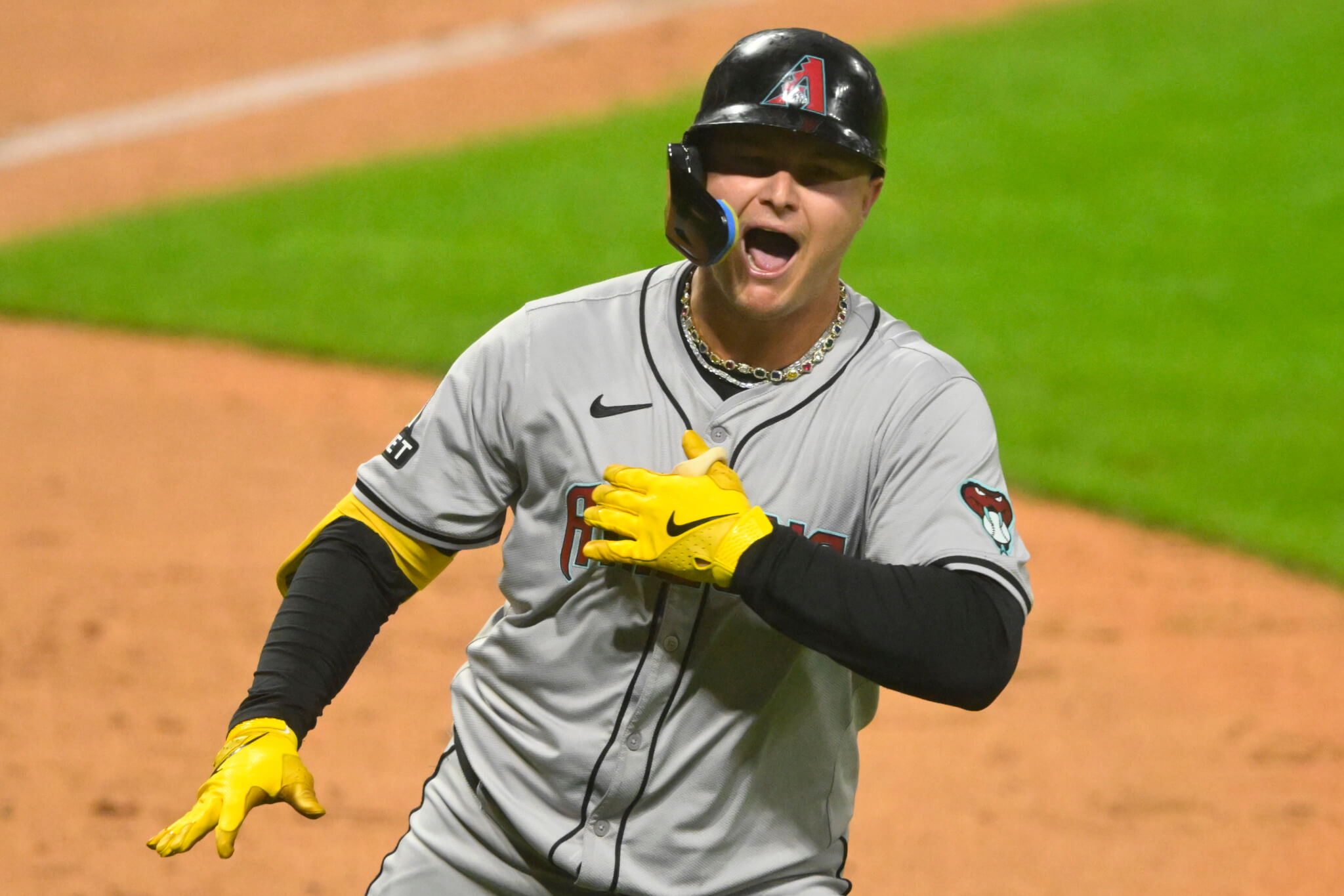 Diamondbacks vs Guardians Odds, Predictions, Props & Starting Pitchers ...